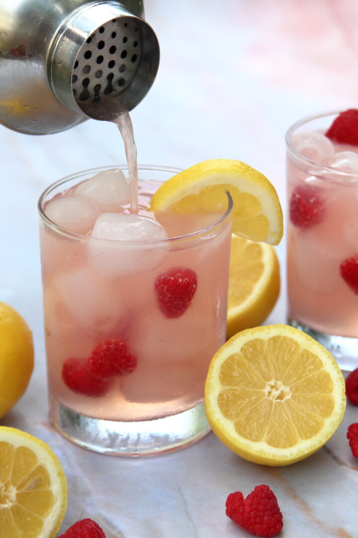 Raspberry Lemonade Vodka Spritzer | System of a Brown
